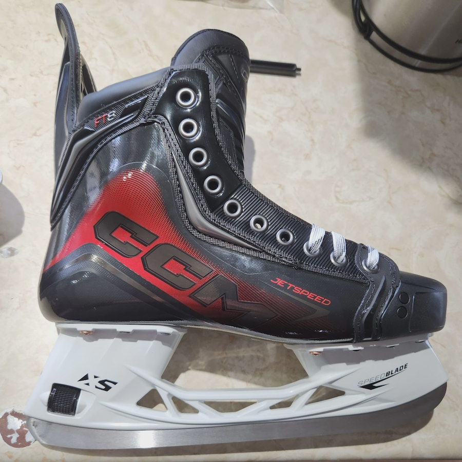 Коньки CCM JetSpeed FT8 Pro: что известно на данный момент?